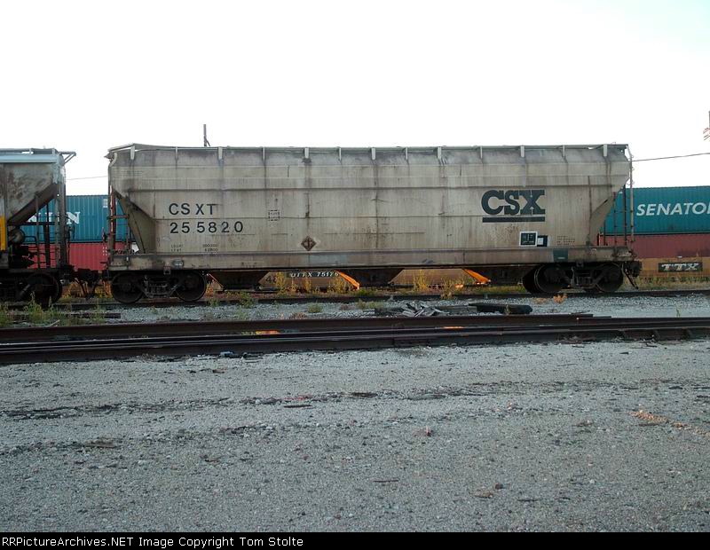 CSXT 255820